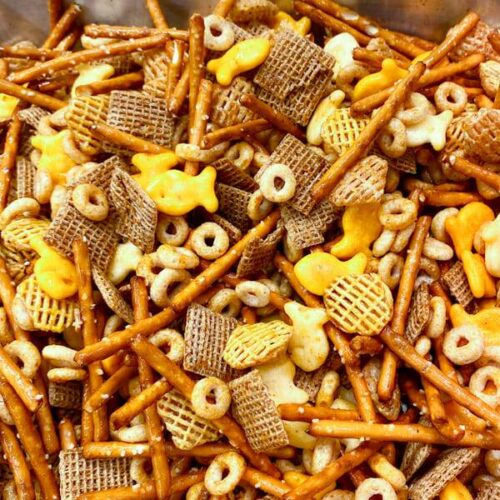 Delicious Party Snacks - Nuts and Bolts Recipe - Getty Stewart