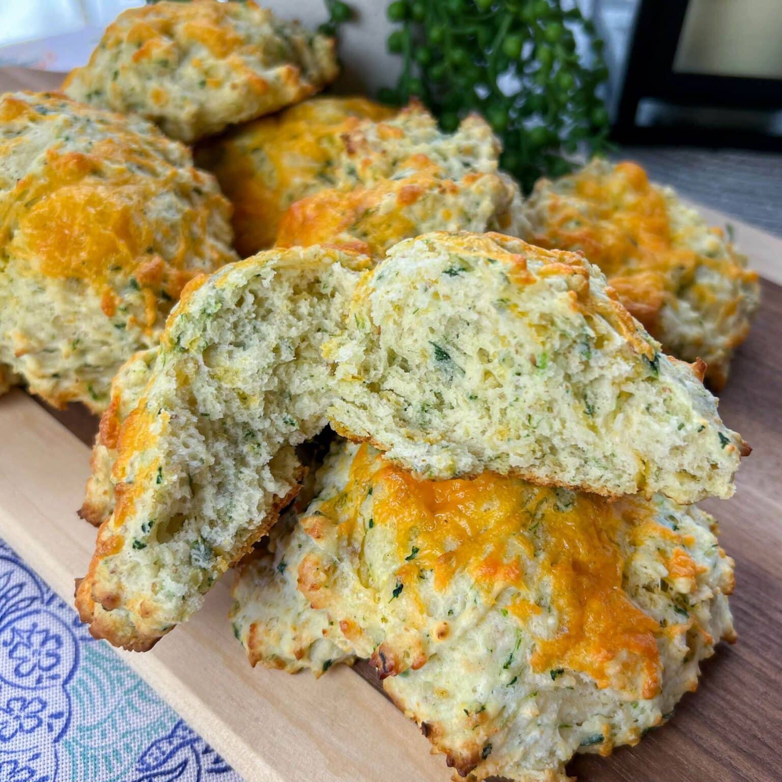 Spinach and Cheese Biscuit - Easy Drop Biscuits